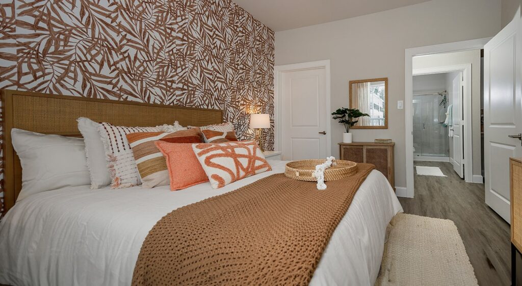 Discover Luxury Cottage-Style Rentals near The Woodlands